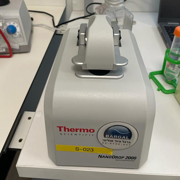 Thermofisher NanoDrop 2000 spectrophotometer. - ex-lab