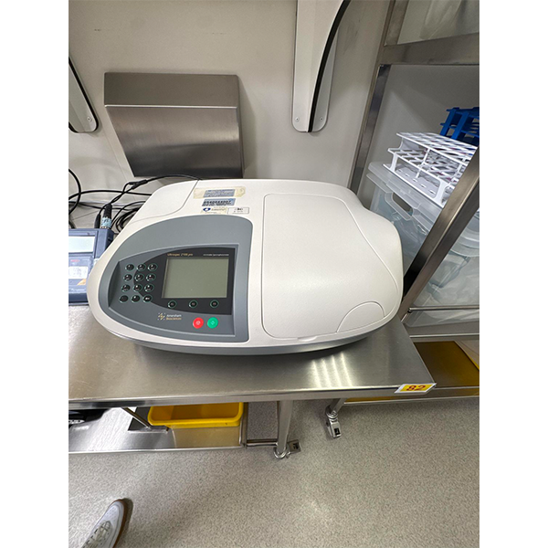 Spectrophotometer 2100 pro- Ultrospec - ex-lab